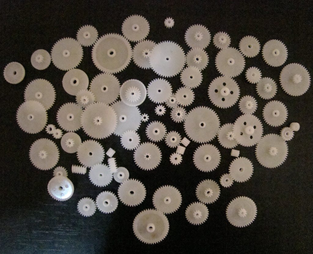 64 Type Plastic Shaft Single Double Reduction Crown Worm Toothed Pulley ...