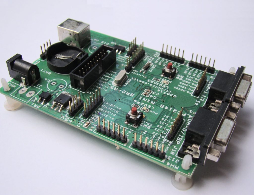 Mini LPC2148 ARM7 Development Board - Hacktronics