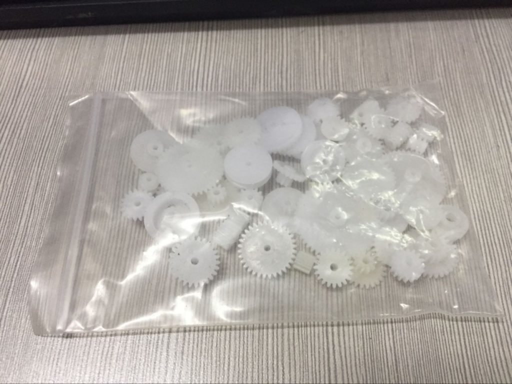 Plastic Gear Pack About 40 Kinds Of Plastic Gear Package - Hacktronics