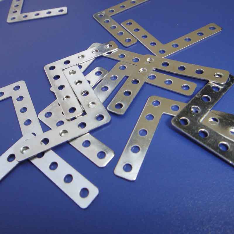 Right Angle 9 Hole Iron Angle Iron - Hacktronics