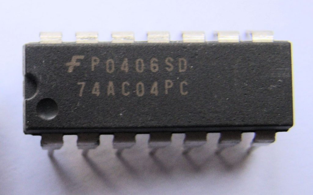 74HC04 - Hex Inverter - Hacktronics