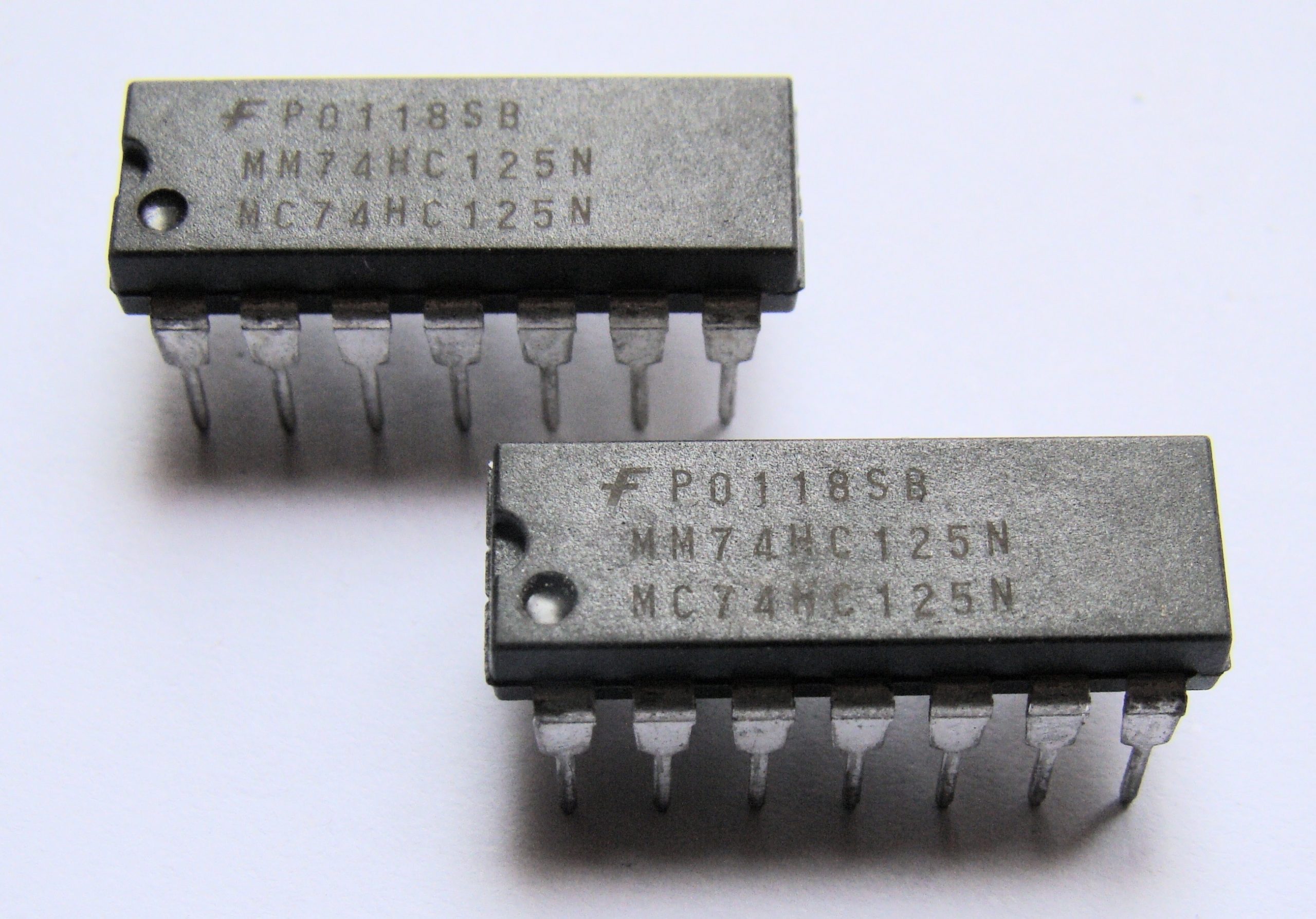 74HC125 Quad 3 State Non Inverting Buffer - Hacktronics