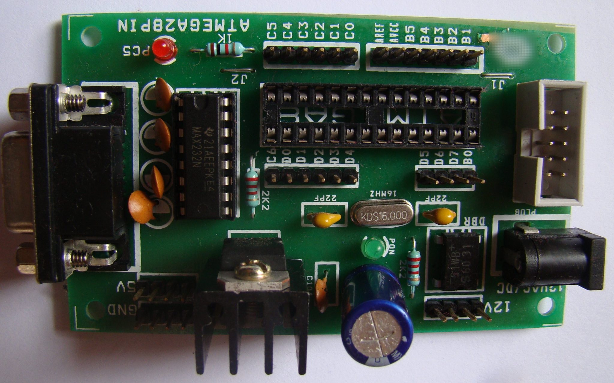 AVR ATMEGA328P 28 Pin Prototype Board with RS232 - Hacktronics