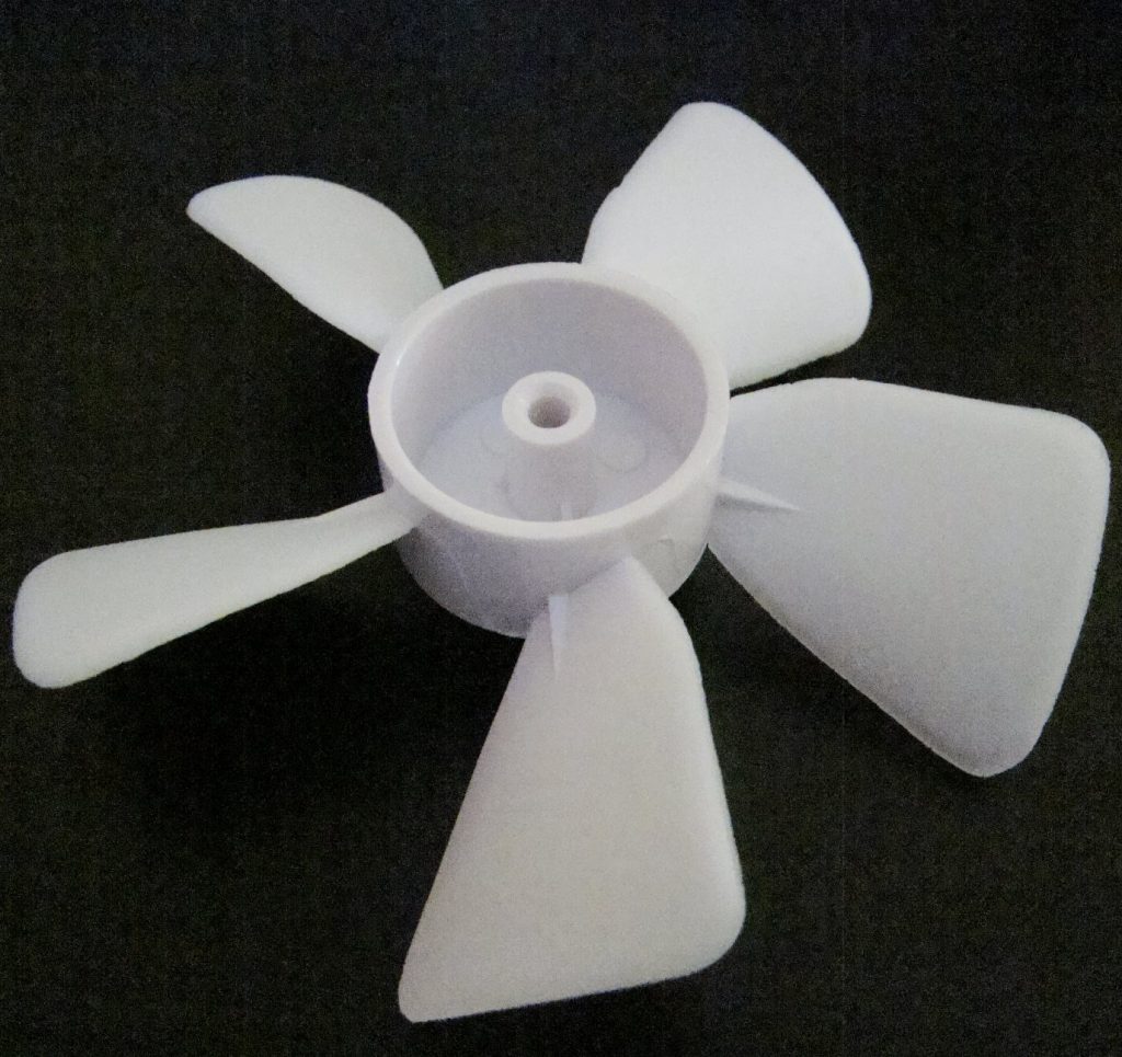 Big White Nylon Paddle Blade Propeller Wind Leaf Fan Blades 4mm Shaft ...