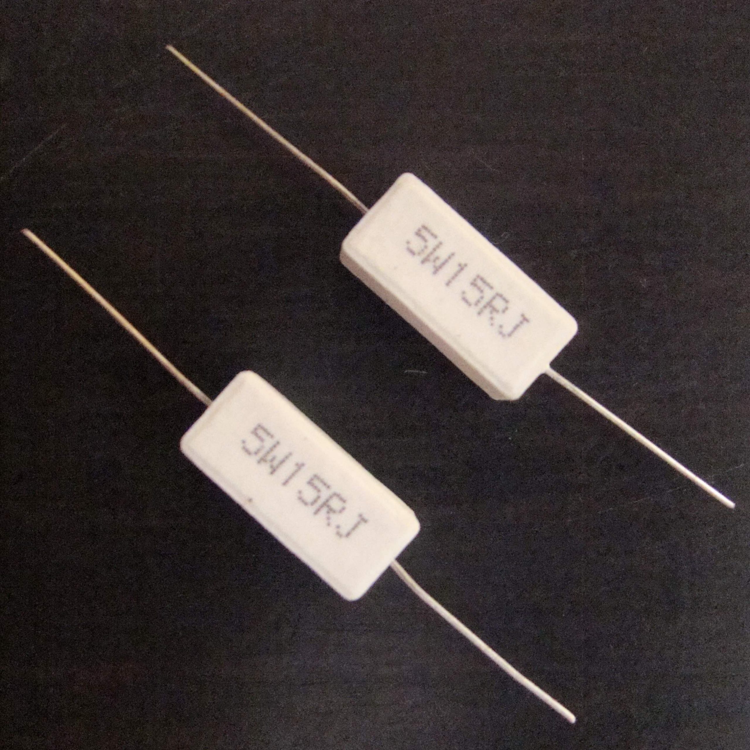 Cement Resistor 5W 15R J 15 Ohm ±5% Precision - Hacktronics