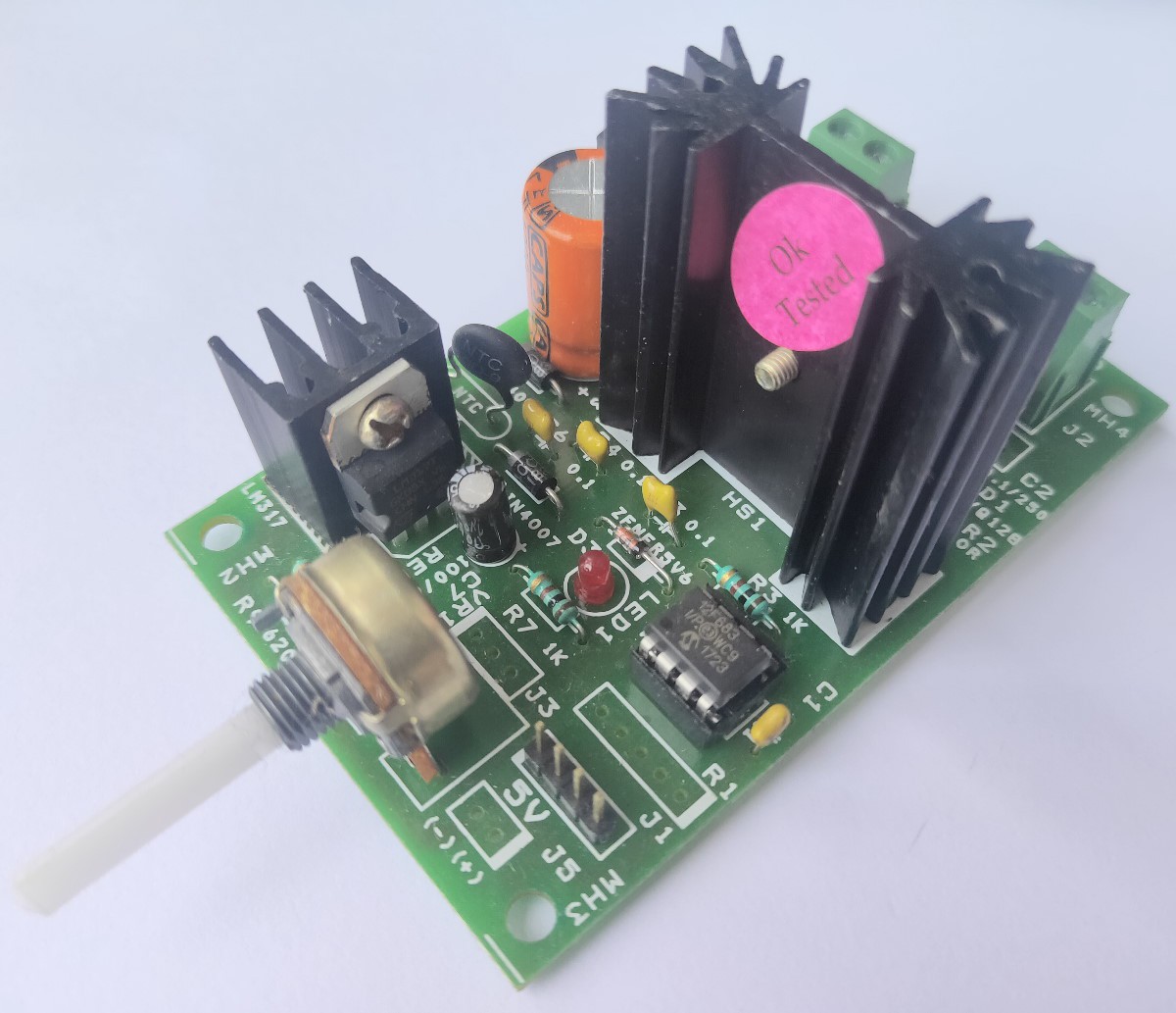 DC Motor Speed Control and LED Dimmer - Hacktronics