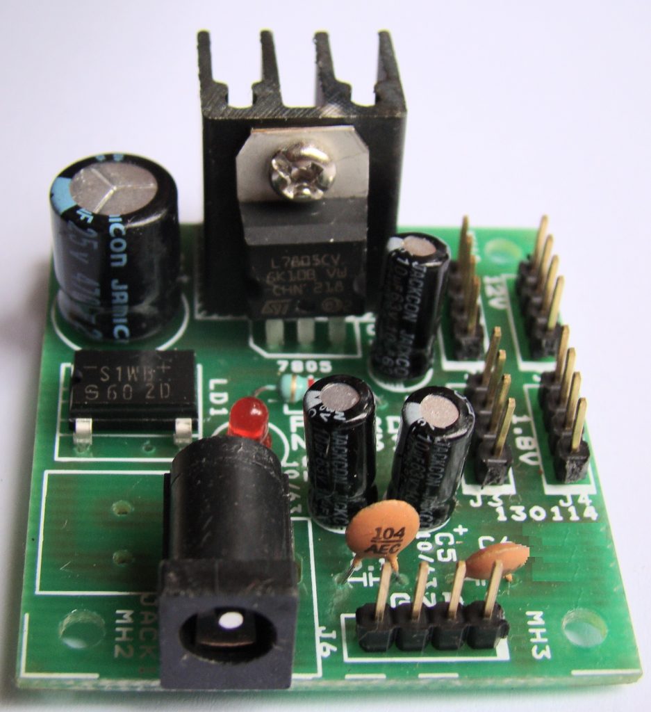 Multi Power Supply Board: 12V/5V/3.3V/1.8V - Hacktronics