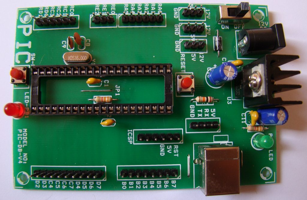 PIC Serial to USB Interface Development Board - Hacktronics