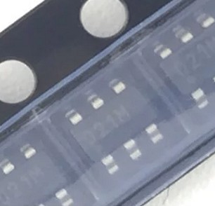 PIC10F202T-I/OT SOT23-6 PIC Microcontroller - Hacktronics