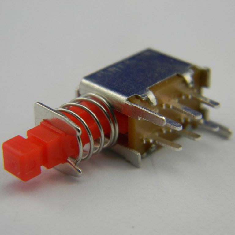 Push Button Switch DPDT 6 Pin Momentary Right Angle PCB Panel Switch ...