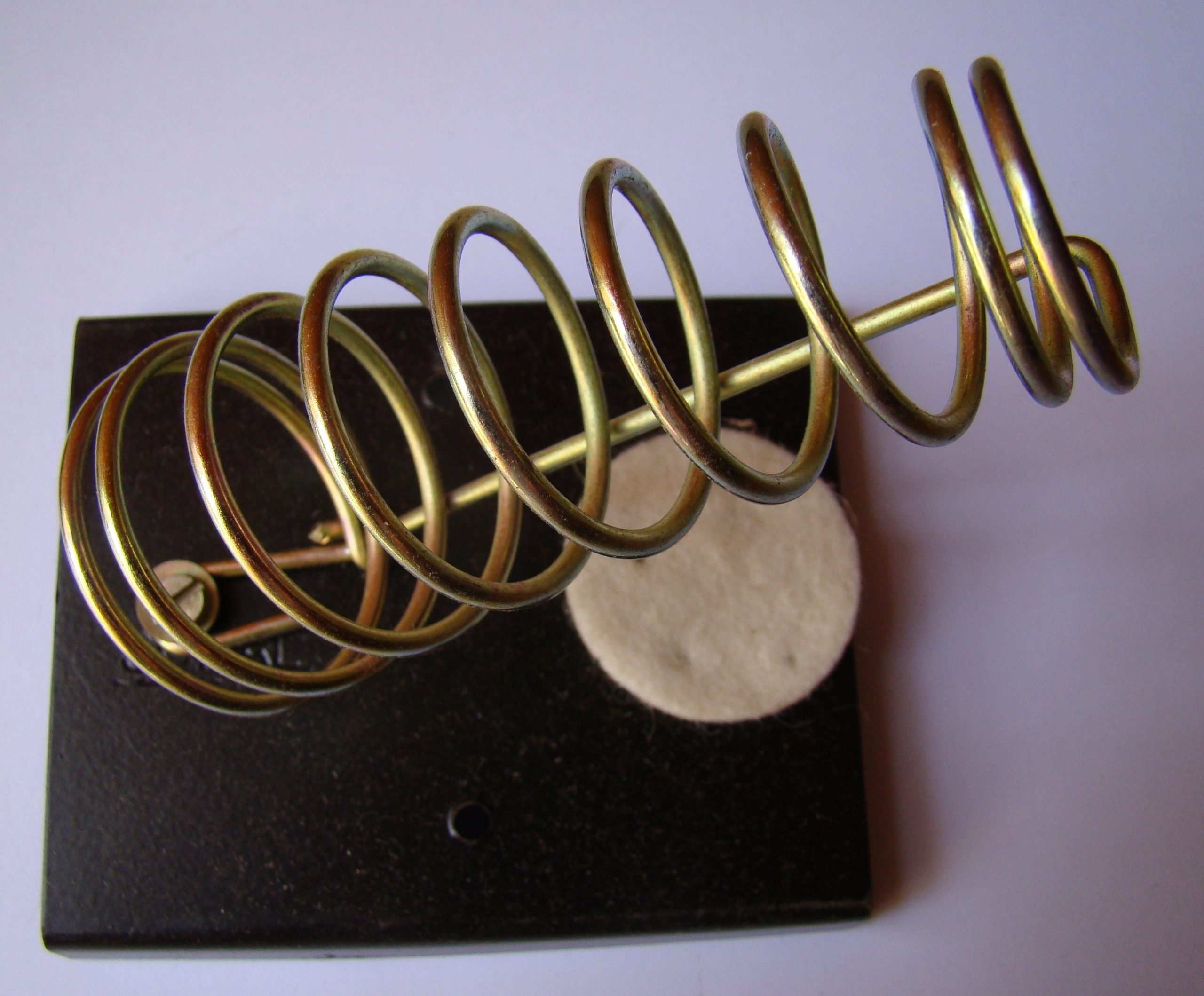 Soldering Stand - Hacktronics