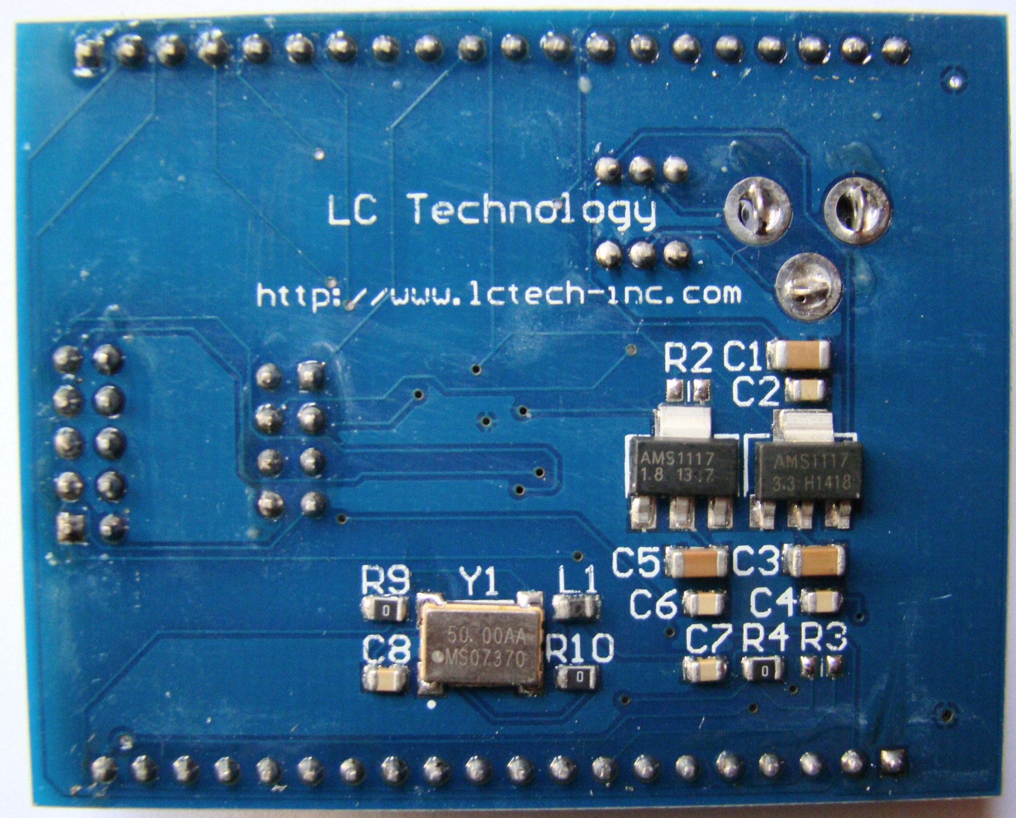 Xilinx CoolRunner-II XC2C32A CPLD Development Learning Board - Hacktronics