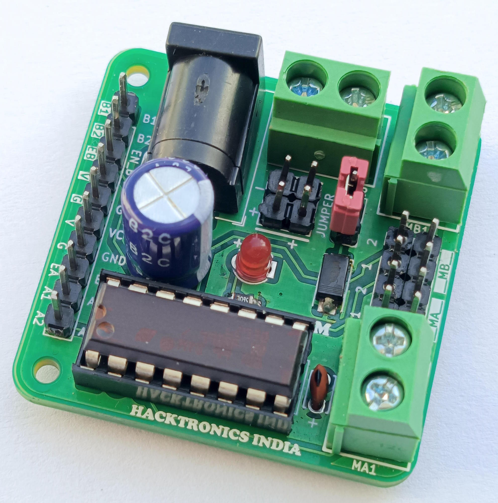 Bright Sparks Board: STEM Robotics Board for connecting DIY Electronics Sensors Modules & Motors ...