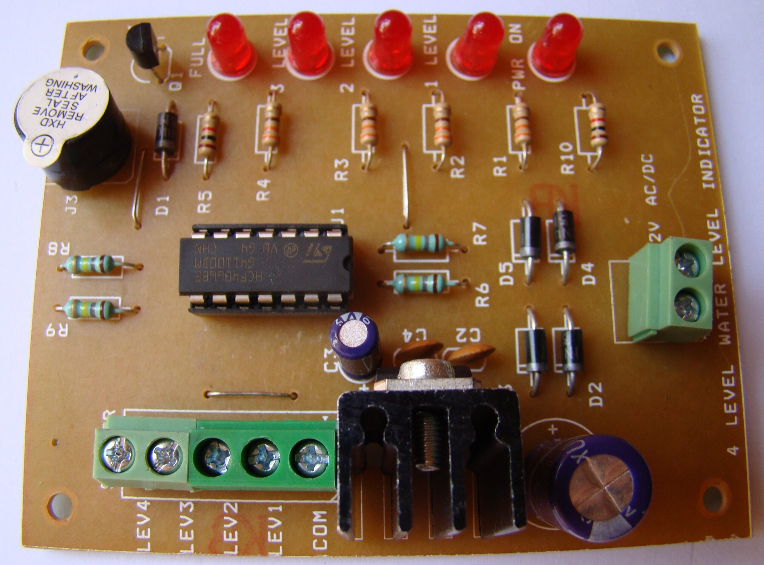 4 Level Water Level Indicator DIY Kit - Hacktronics
